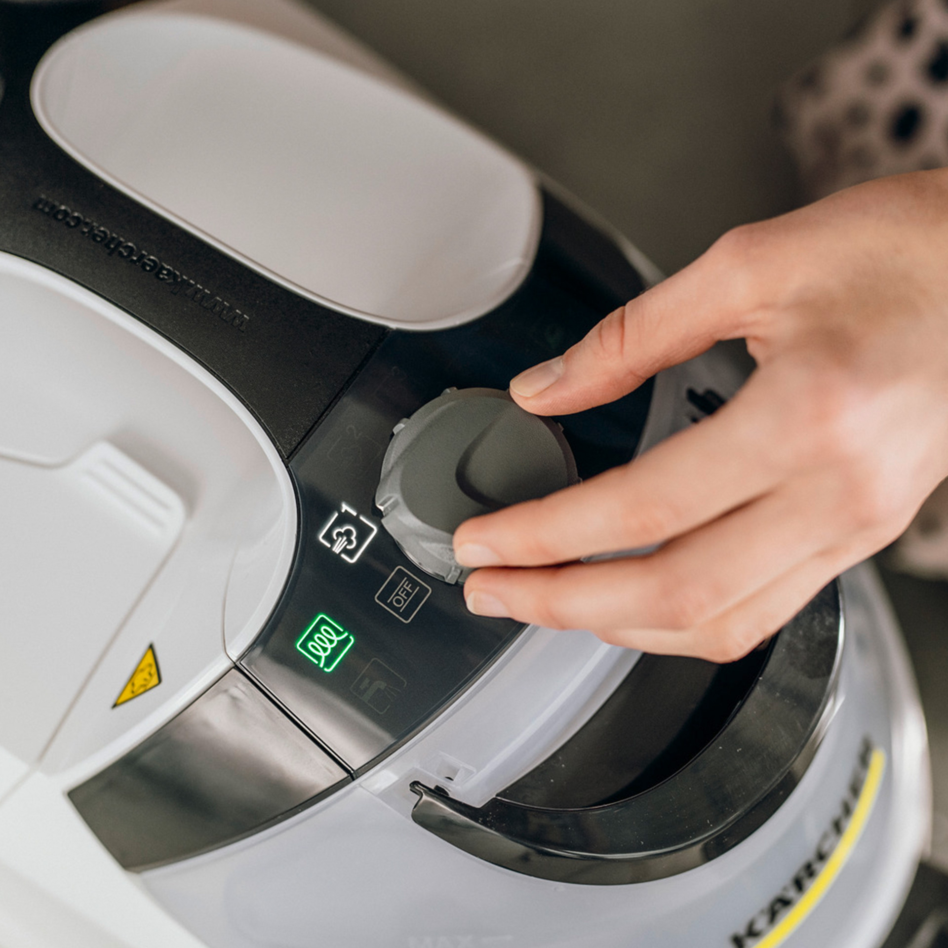 Karcher SC 5 Easyfix EU Iron Plug Beyaz