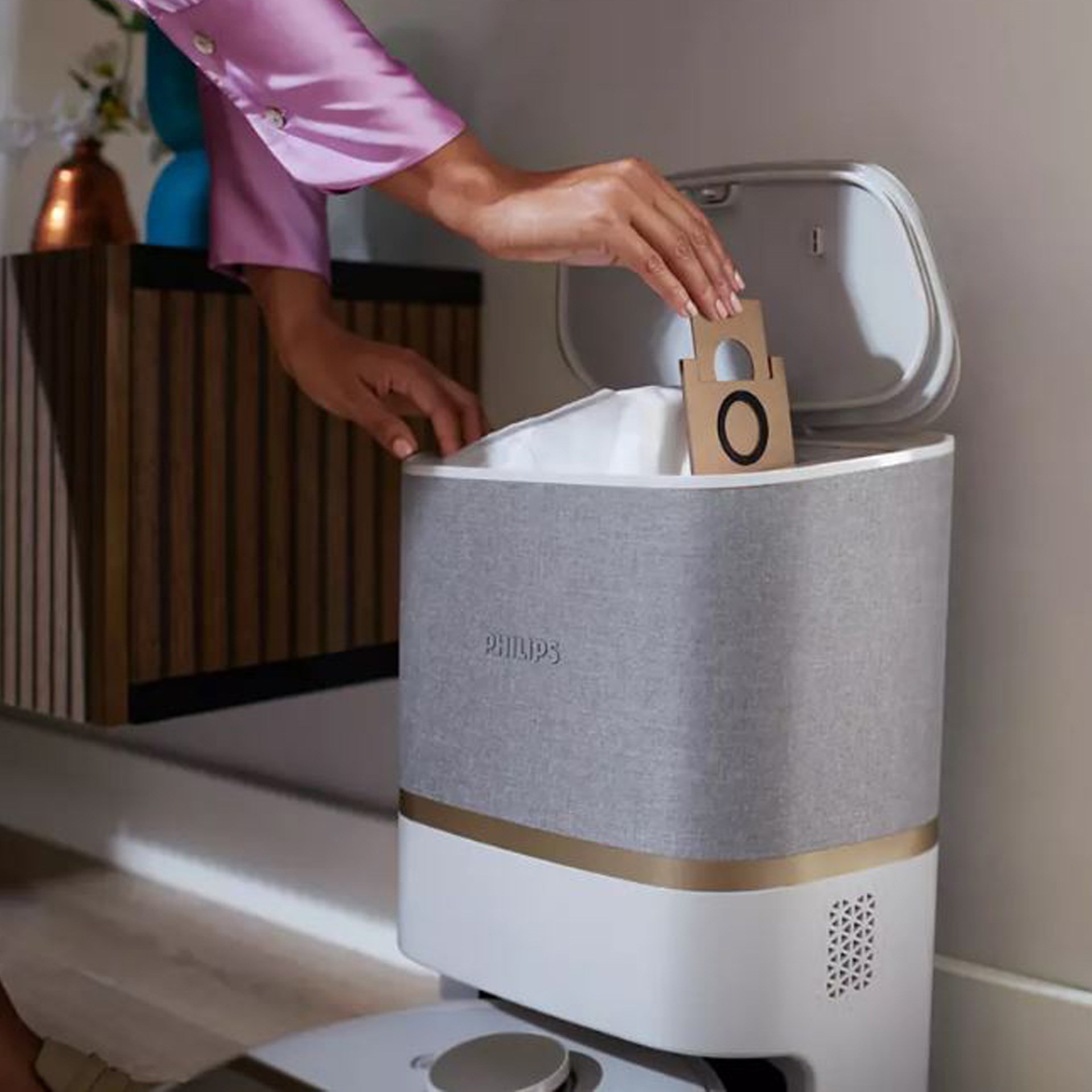 Philips XU7100/02 HomeRun 7000 Serisi Islak ve Kuru Robot Süpürge Beyaz ...